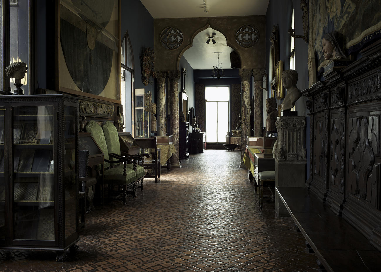 Long Gallery | Gallery Rooms